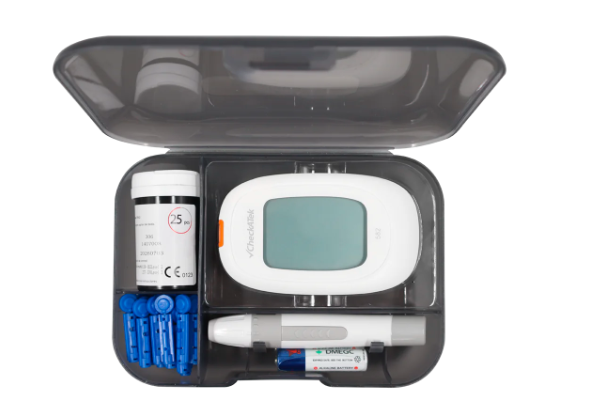 KIT DE GLUCOMETRO Y TIRAS REACTIVAS GL582